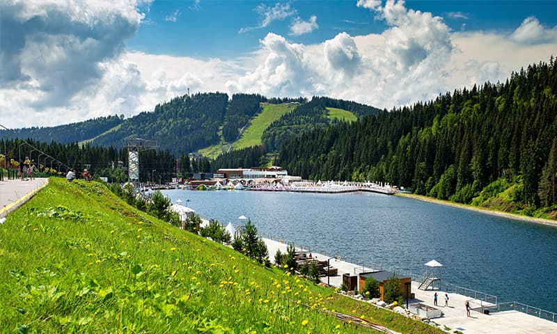 ОЗЕРО МОЛОДОСТІ - Буковель Bukovel. Всесезонний курорт у серці Карпат.